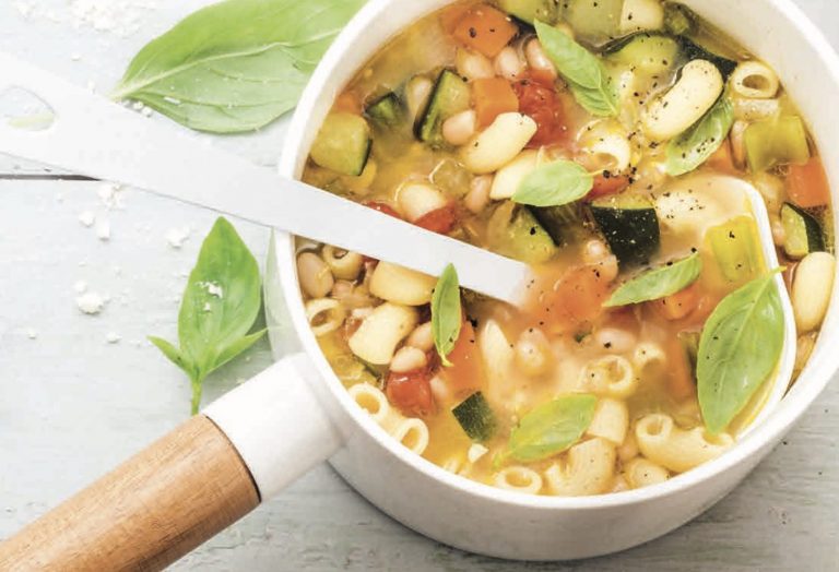 Recept: Stevige Minestronesoep